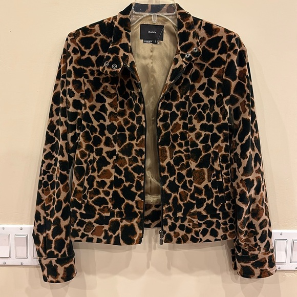identify | Jackets & Coats | Identify Animal Giraffe Print Velvet ...